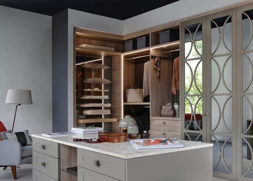 Innovative Dressing Room Ideas for Fashion Lovers - Neatsmith